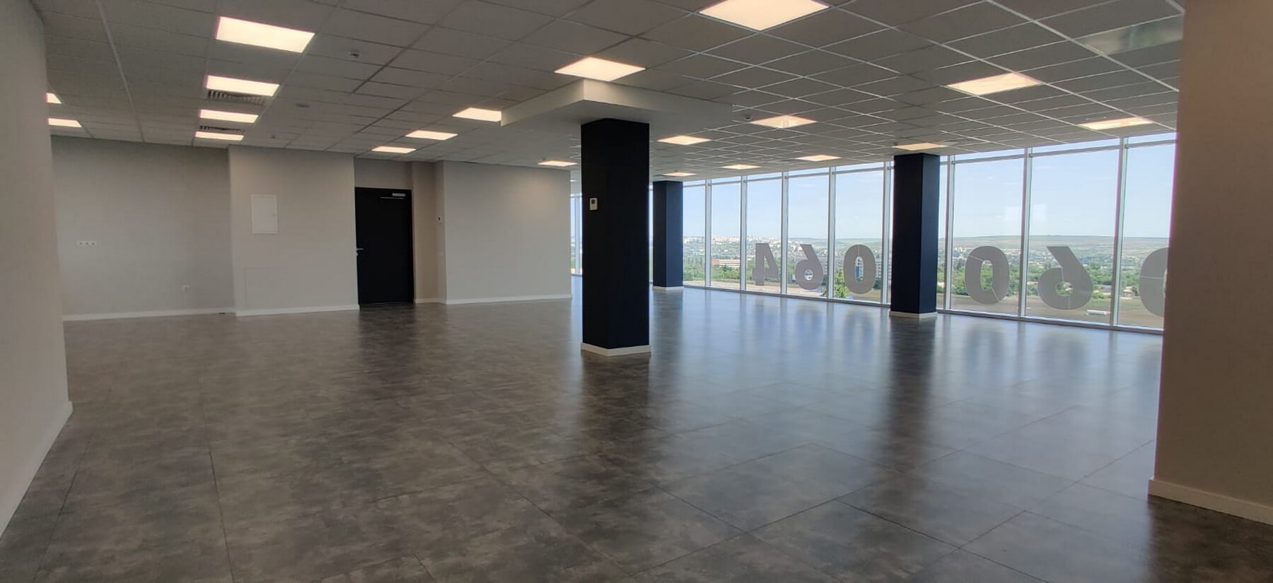 iTOWER 964m2 - Offices